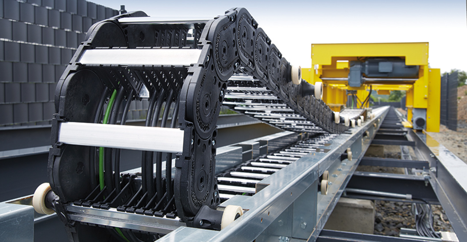 A New Cable Management Solution Untangles Seaport Cranes | New ...