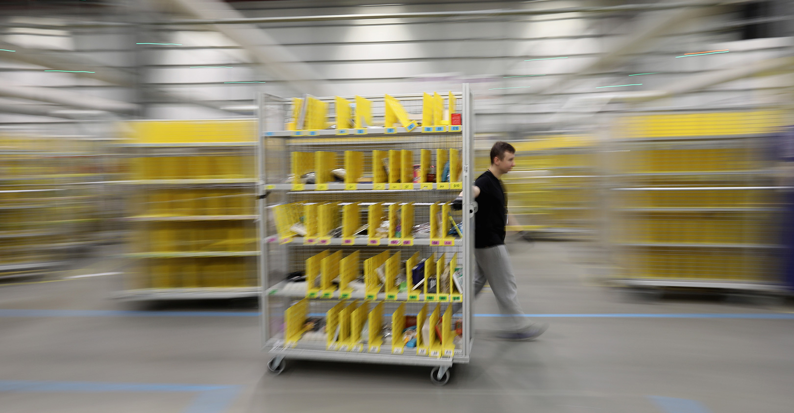 Amazon Enlists Researchers to Build Box-Packing Robots | New Equipment ...
