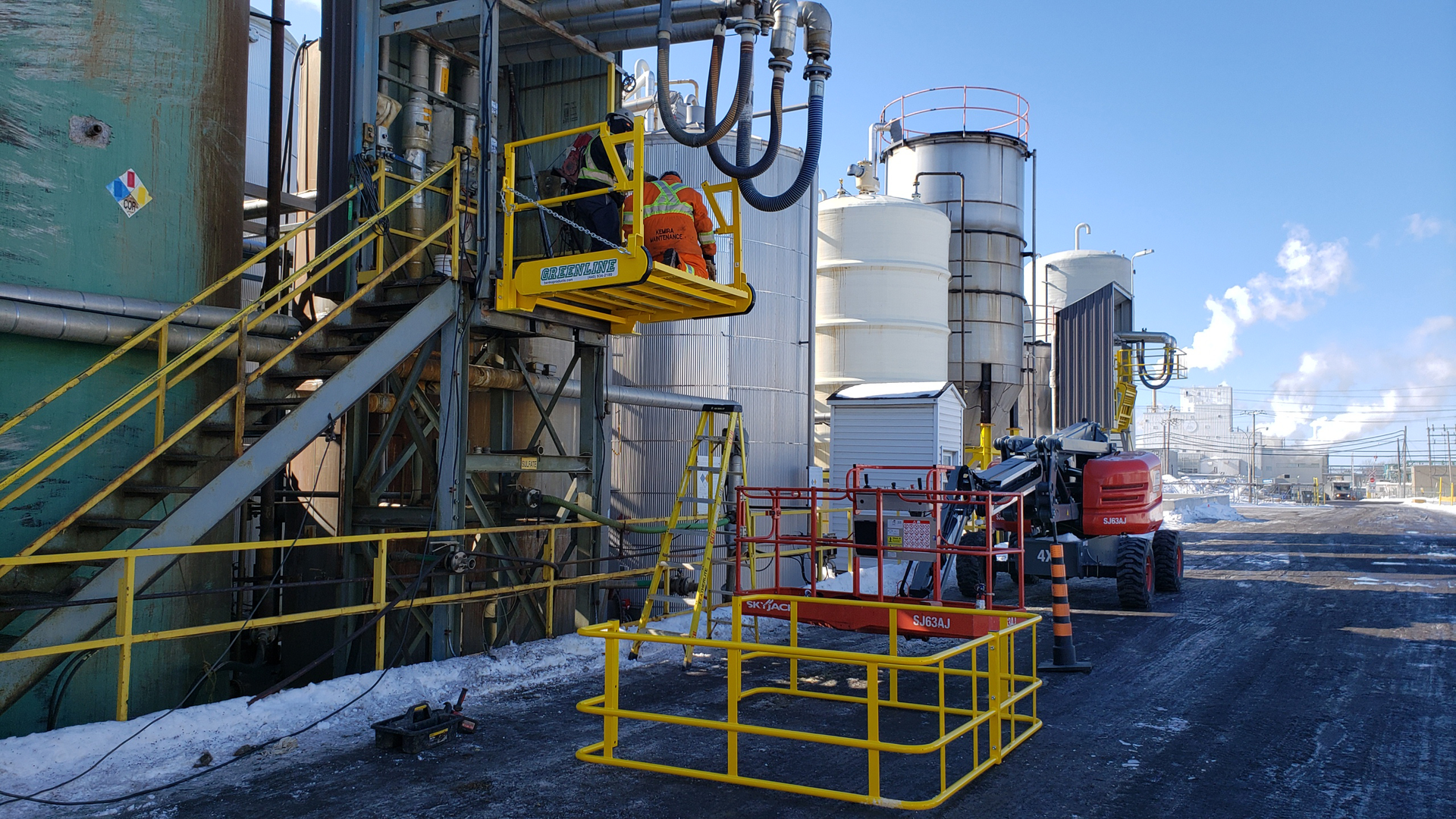 Complex Retrofit Fall Protection for Truck Loading | New Equipment Digest