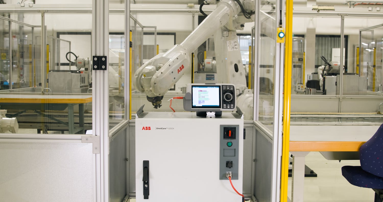 ABB Extends No-Code Wizard Easy Programming to Industrial Robots | New Equipment Digest